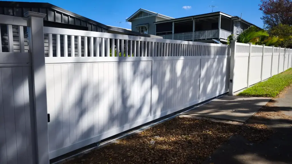Alloy Frame PVC Sliding Gates - G01 (Partial Privacy) | Koala PVC ...